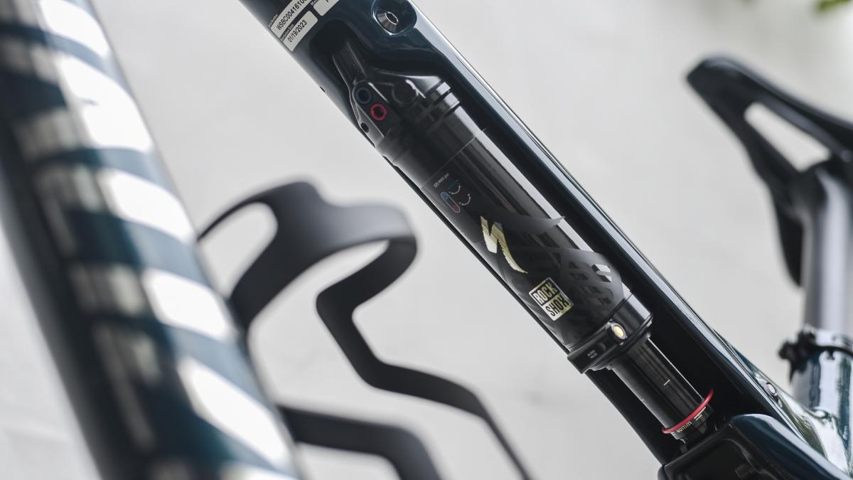 软尾“硬化” 取消后胆Brain的Epic World Cup软硬兼备真的快 - 产品 - 骑行家